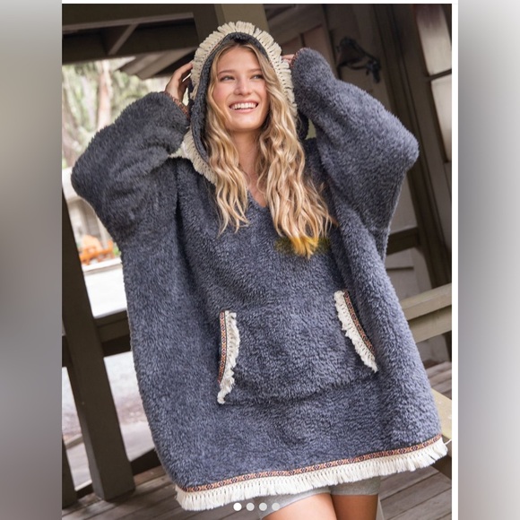 NATURAL LIFE | Tops | Natural Life Blanket Hoodie | Poshmark